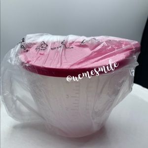 Tupperware | Kitchen | Tupperware Measuring Pitcher Batter Bowl | Poshmark